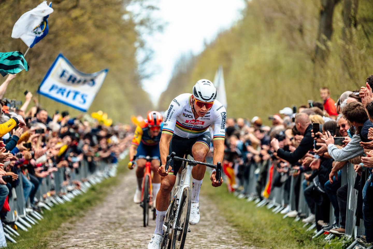A Sunday in Hell - Paris-Roubaix 2024 gallery | Cyclingnews