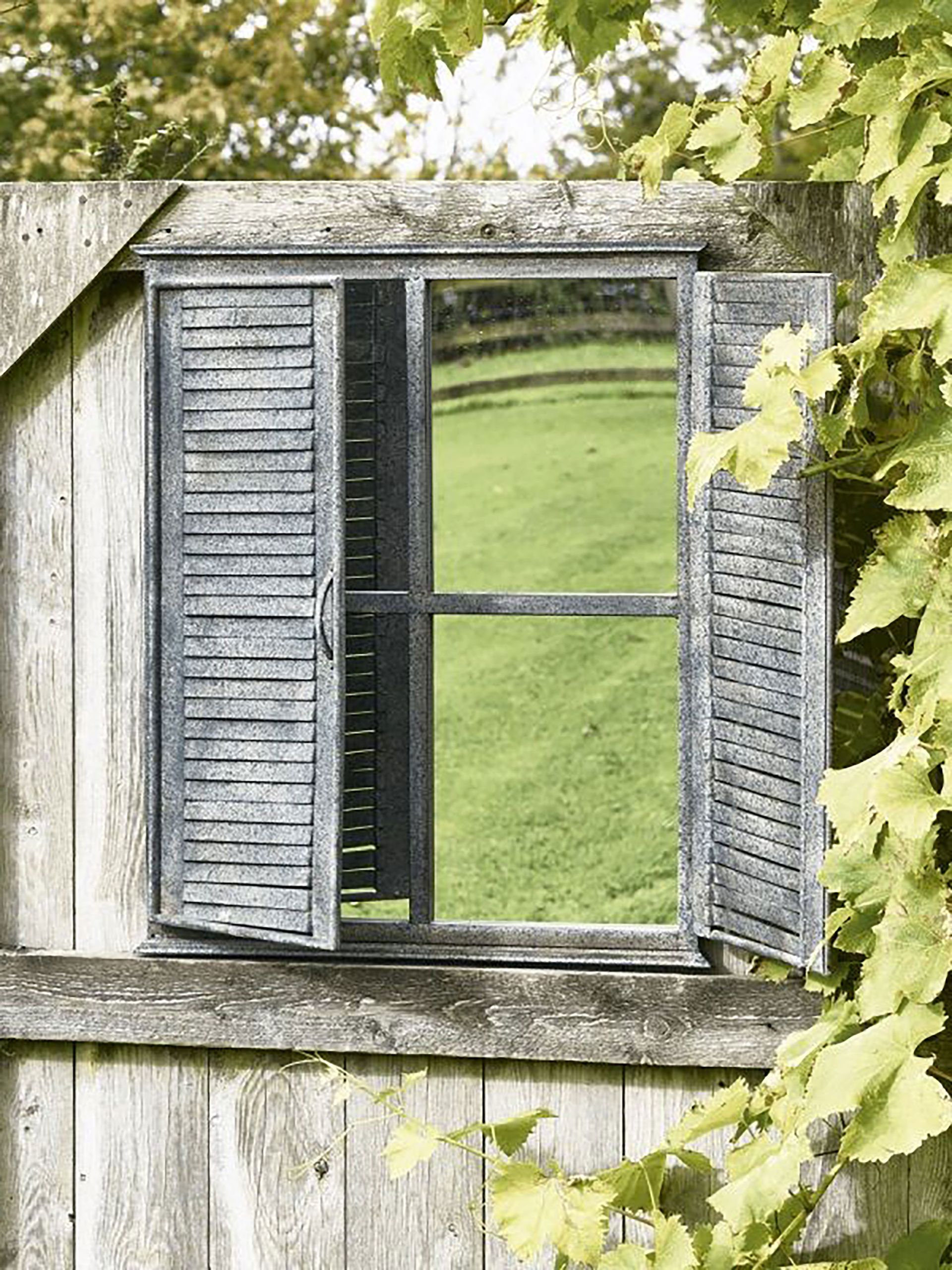 Garden mirror ideas: 20 creative ways to use them for your lawn, porch ...