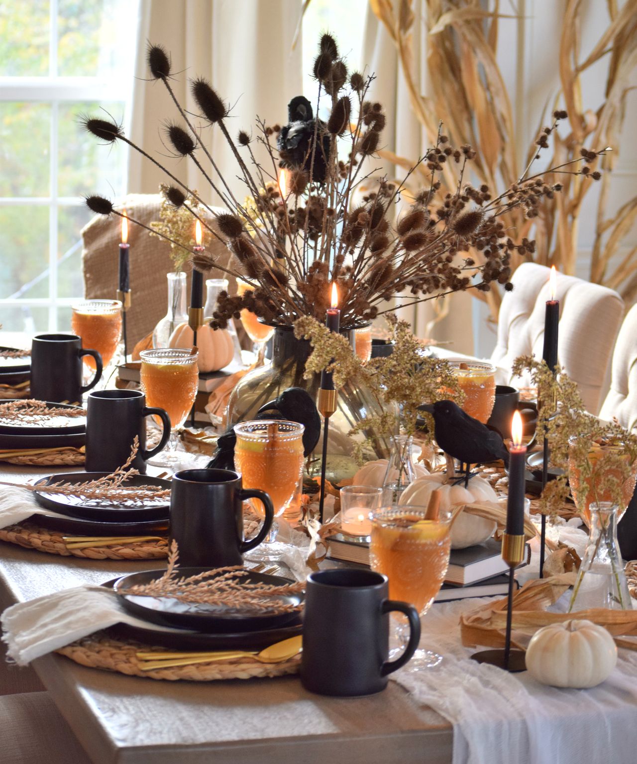 12 Halloween table decor ideas for a stylish, spooky display | Homes ...