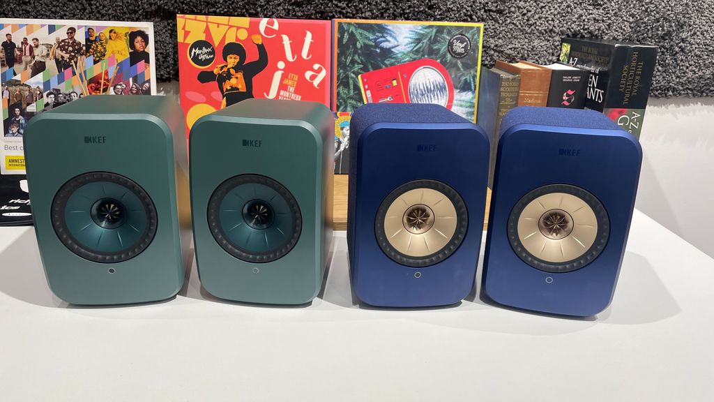 KEF LSX II vs KEF LSX II LT: which speaker system is best for you ...