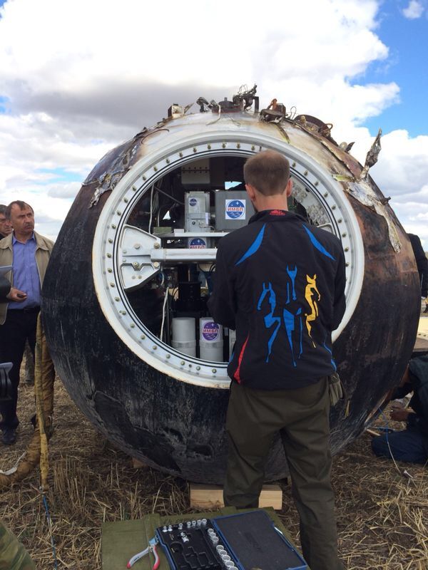 Russias Space Sex Geckos Found Dead After Landing Space