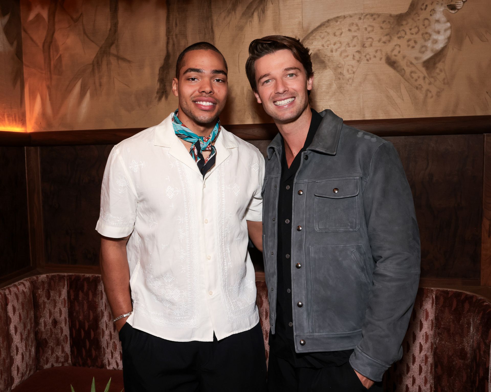 Everything to Know About the White Lotus x Banana Republic Collab | Who ...