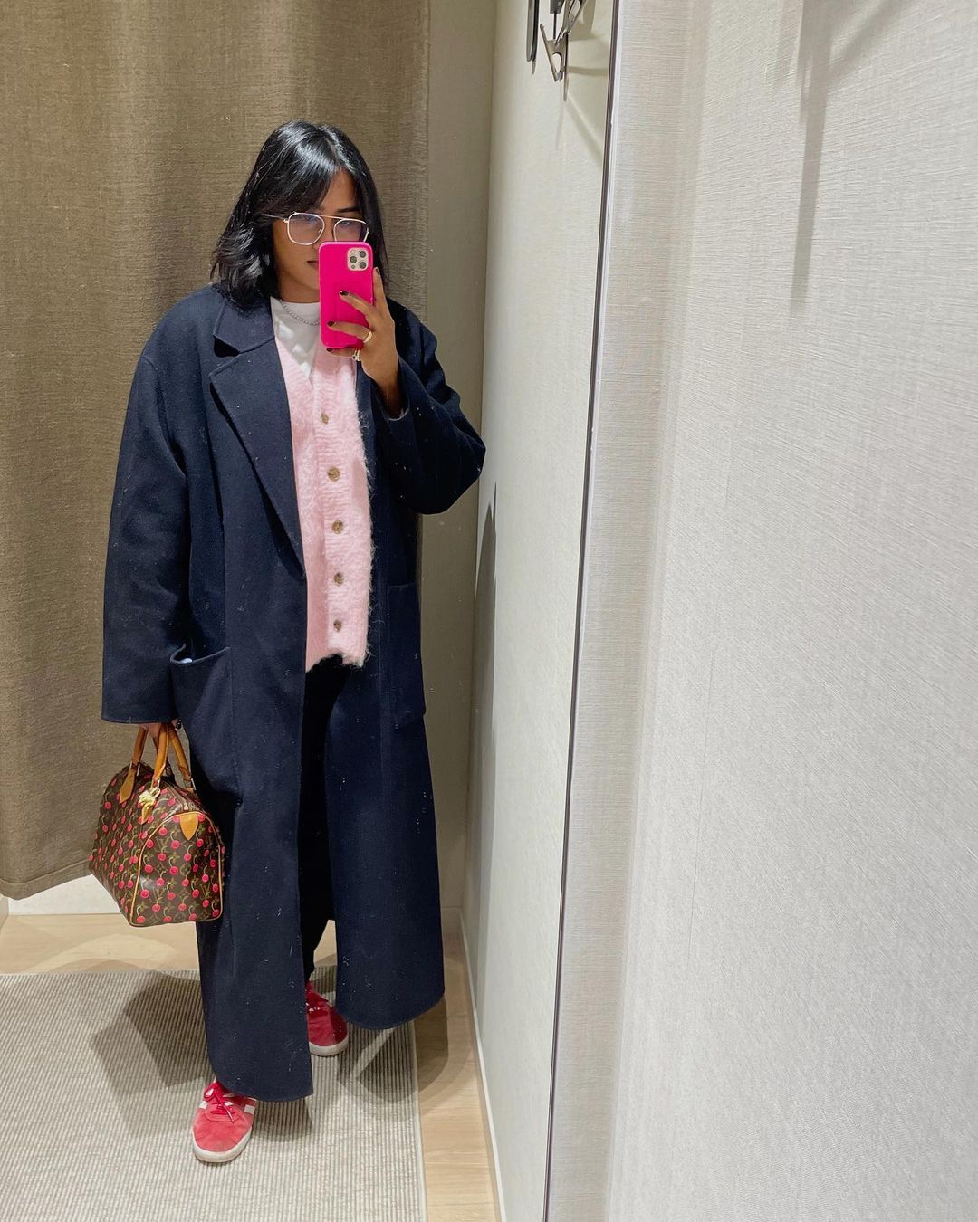 The Red Trainer Trend Keeps Cropping Up on Chic Spring Outfits | Who ...