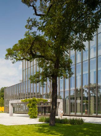 New British Embassy in Warsaw | Wallpaper