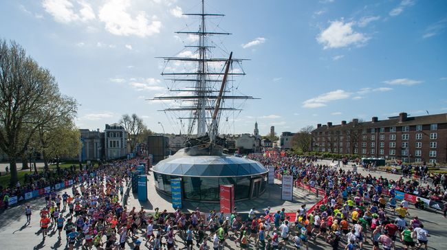 The Best Places For Spectators To Watch The London Marathon | Coach