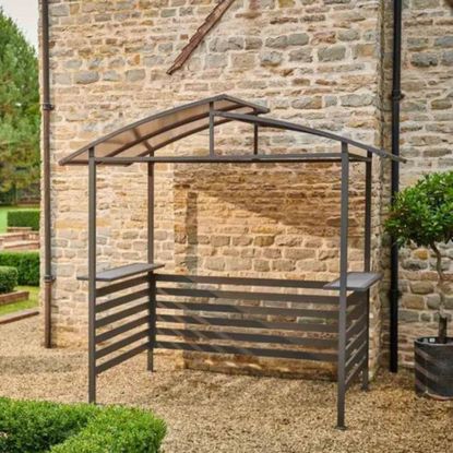 11 covered outdoor kitchen ideas for sheltered cooking and dining ...