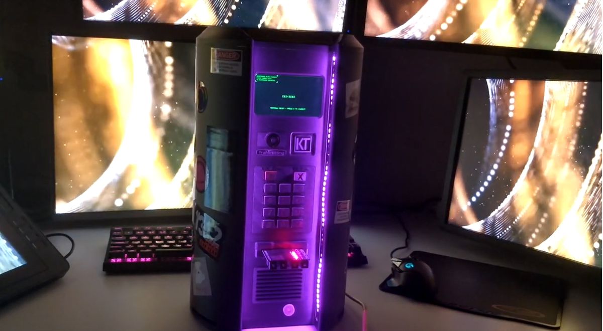 Raspberry Pi Hacker Terminal Inspired by Cyberpunk | Tom's Hardware