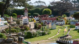 The Incredible Story of the Hackney ‘Mole Man’ | Homebuilding