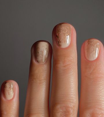 17 Minimalist Nail Ideas That Will Never Go Out of Style | Who What Wear