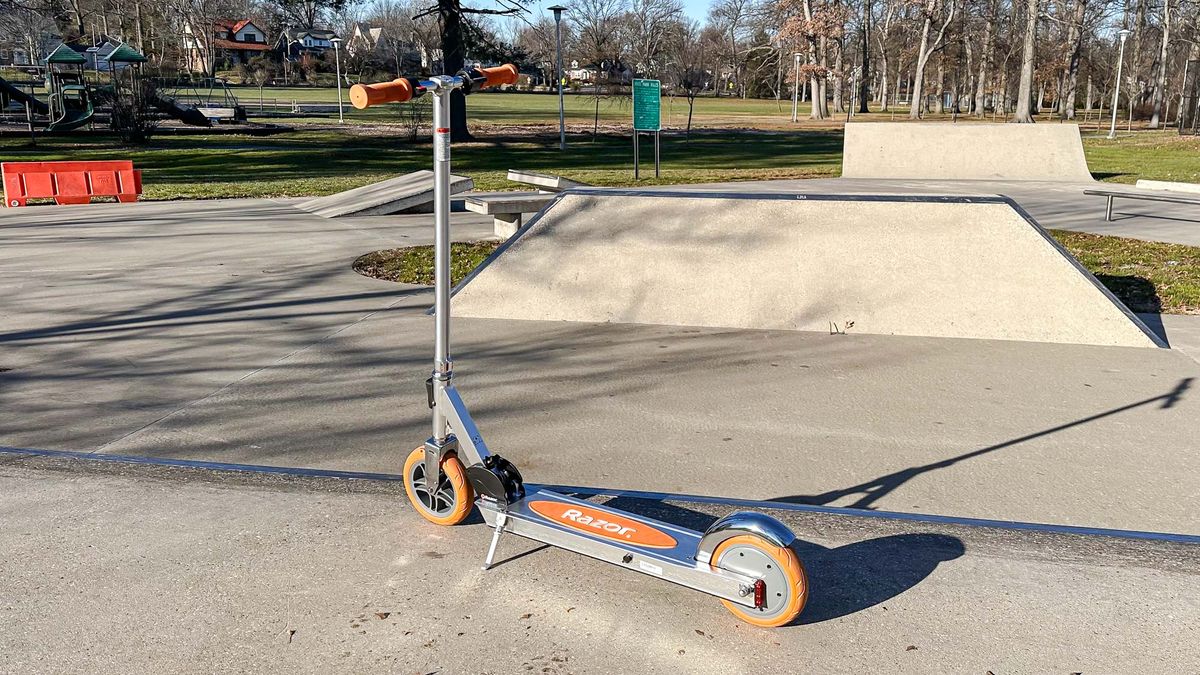Razor Icon electric scooter review: A classic, reinvented | Tom's Guide