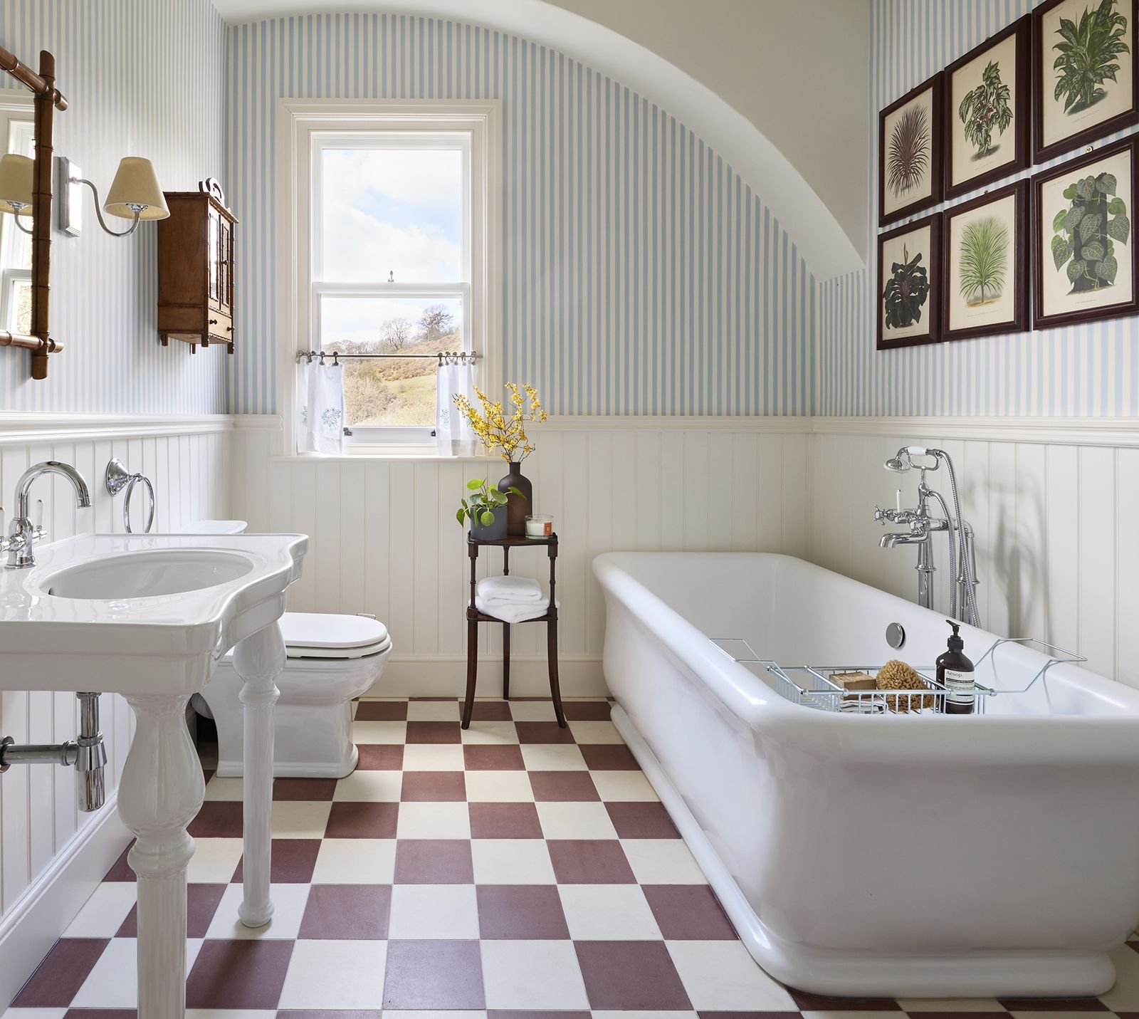 Bathroom paneling ideas: 10 creative ways to dress you walls | Homes ...