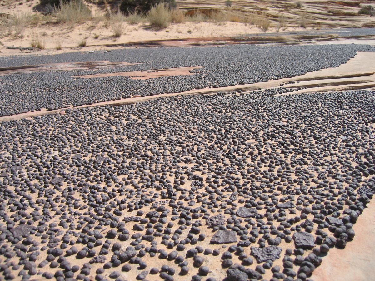 How Utah's Fantastical Moqui Marbles Formed | Live Science