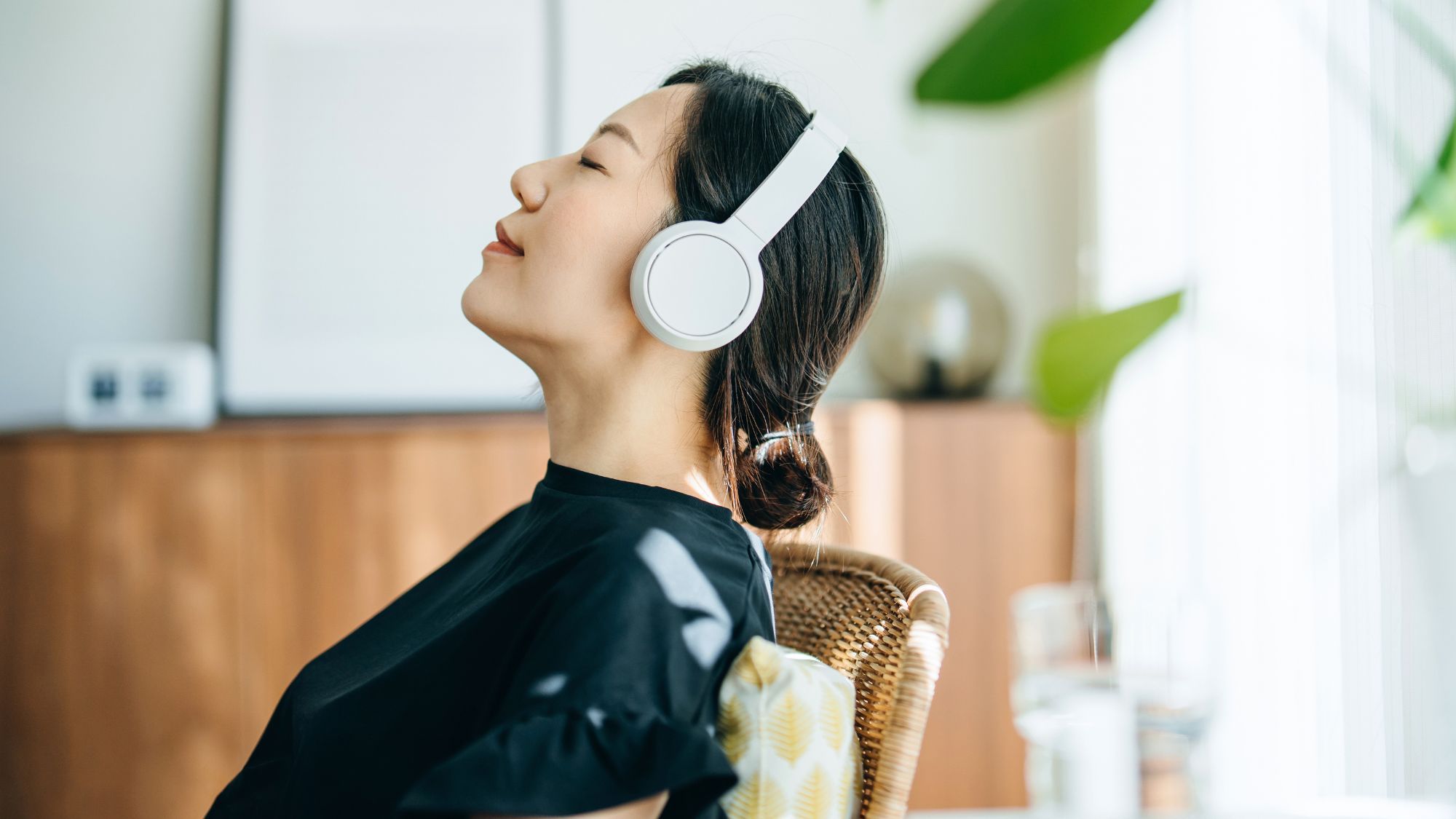 How to switch off: you guide to switching off completely | Marie Claire UK