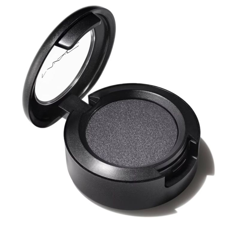 The exact products used for Wednesday's gothic make-up on set | Marie ...