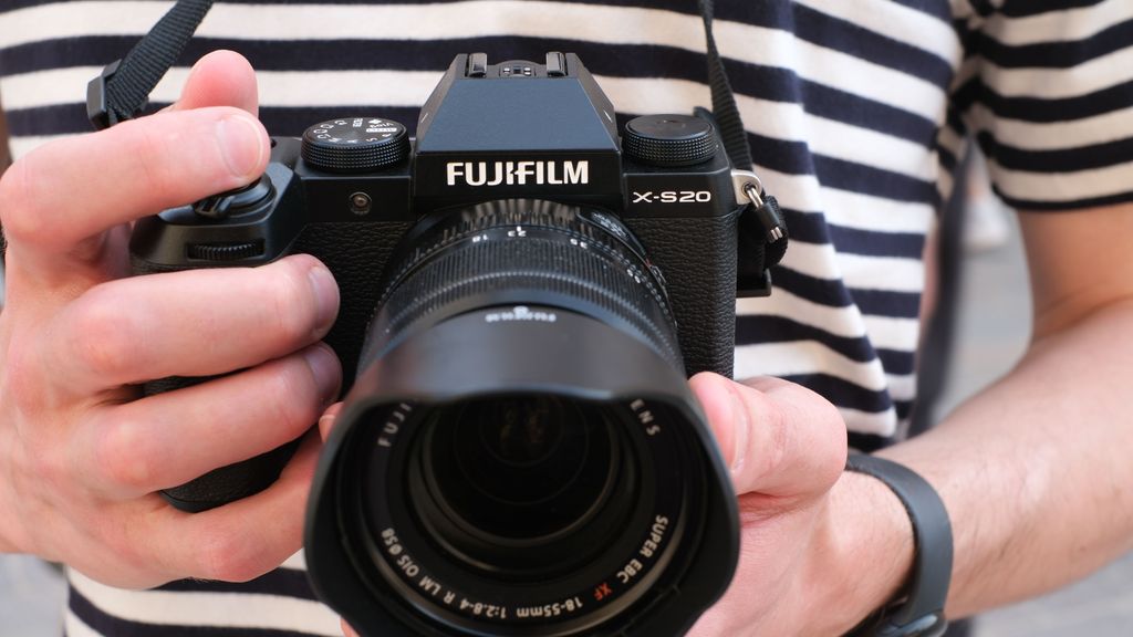 The Fujifilm X-M5 – one of the cheapest Fujifilm cameras – is hard to ...