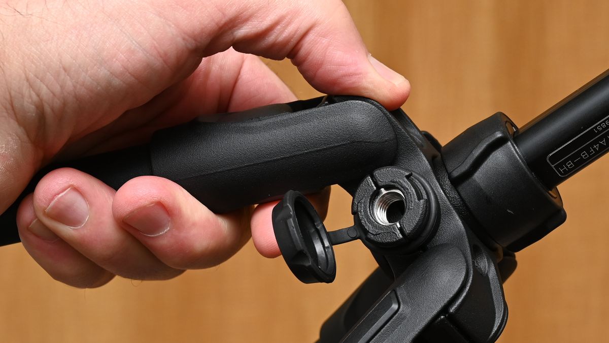 Manfrotto Befree Advanced AS review: Stick or twist? This travel tripod ...