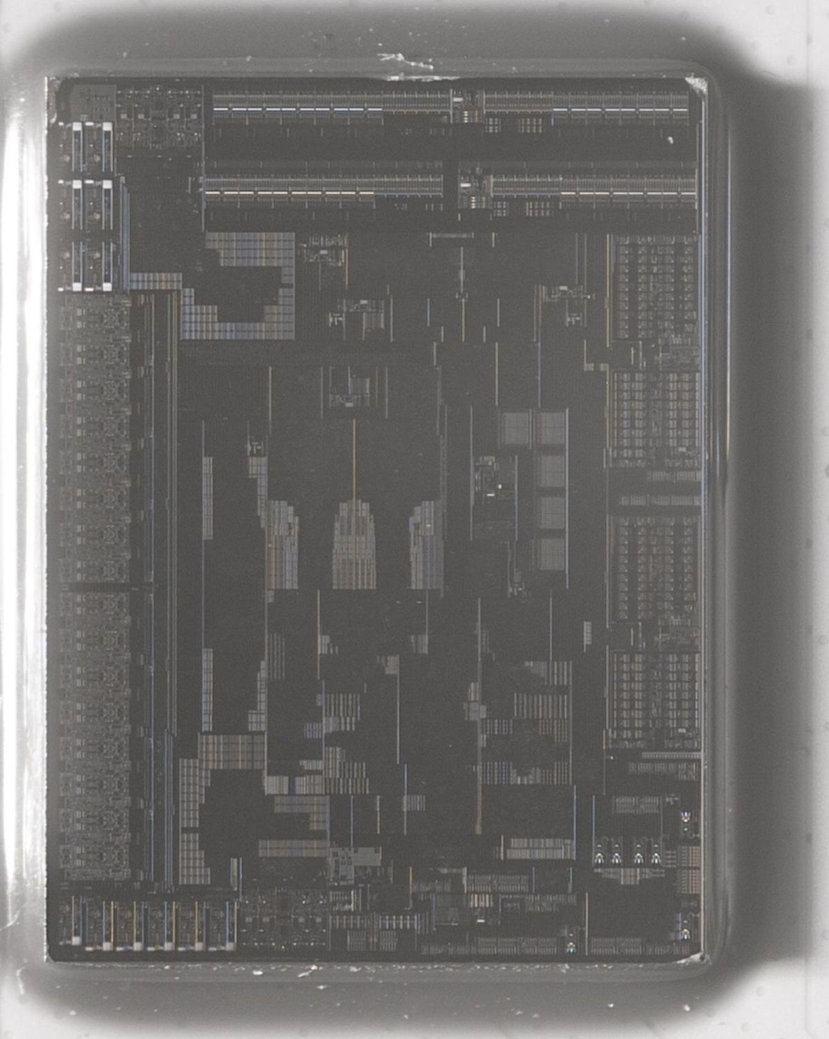 AMD's 64-Core EPYC CPU Stripped: A Detailed Inside Look | Tom's Hardware