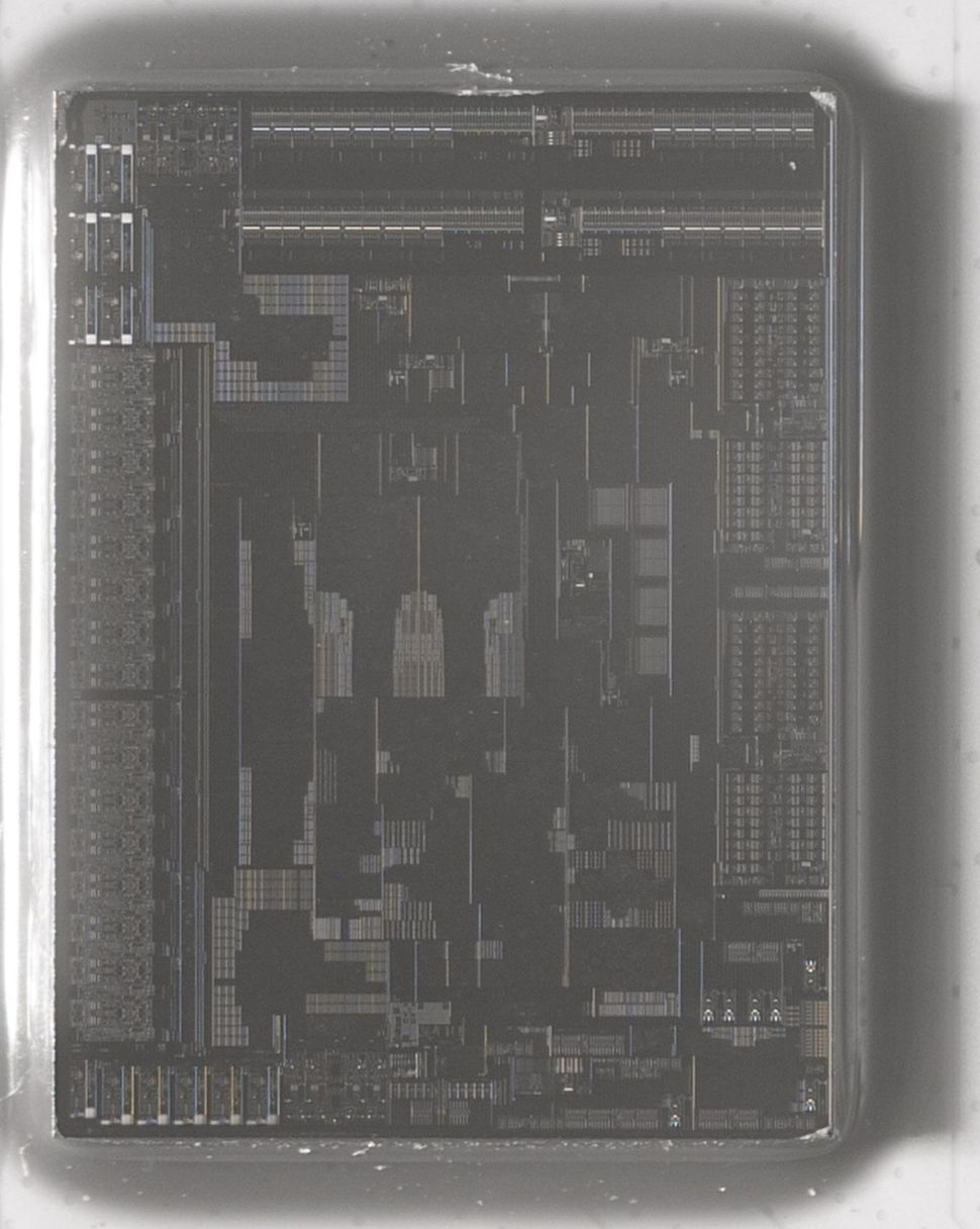 AMD's 64-Core EPYC CPU Stripped: A Detailed Inside Look | Tom's Hardware