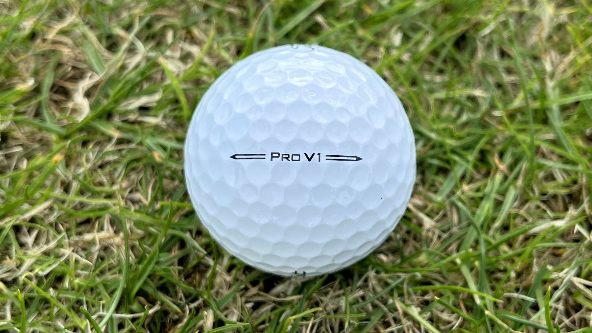 Titleist Pro V1 vs. Srixon Z-Star Golf Balls: Our Head-To-Head Verdict ...