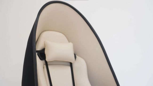 Alienware's ultra-black egg chair is like your own personal wormhole ...