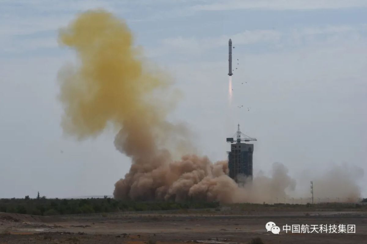 China launches 2 satellites from Gobi Desert | Live Science