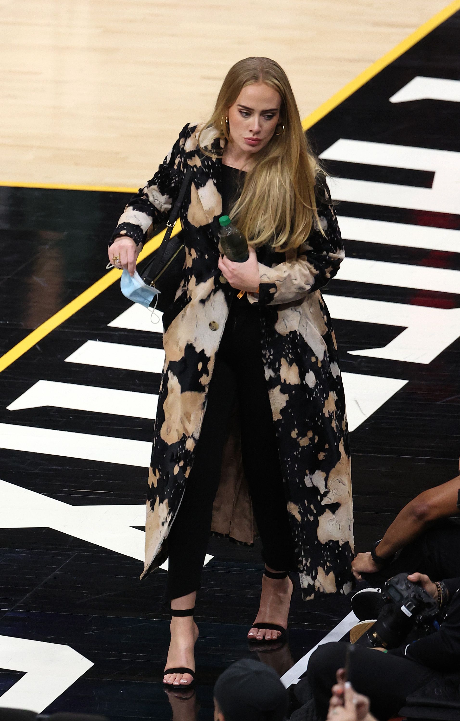 Adele rocked a leopard-print coat on date night and now we want one ...