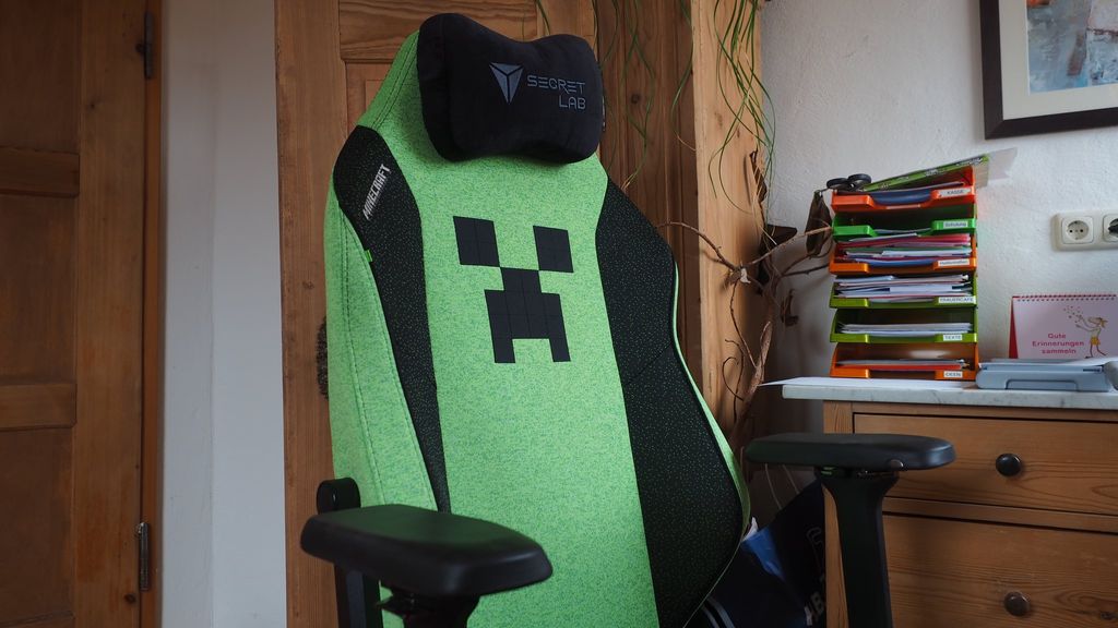 SecretLab Titan Evo 2022 Minecraft chair review: This creeper chair won ...