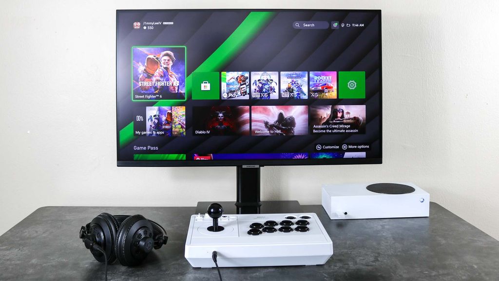 8BitDo Arcade Stick for Xbox review: Finally, a wireless fight stick ...