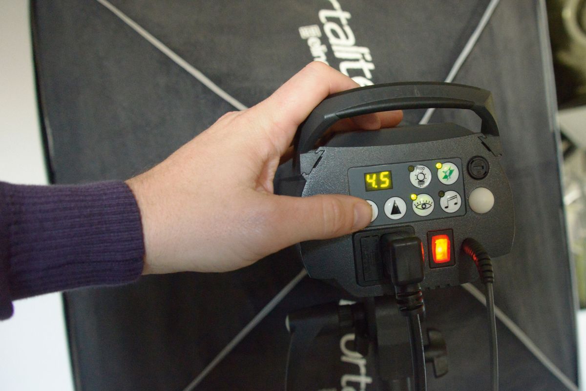 Home photography idea: Perfect perfume bottle product shots | Digital ...