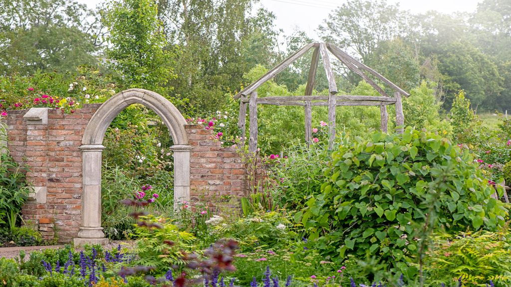 12 vintage landscaping ideas | Real Homes