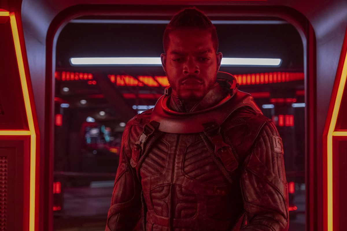 'Beacon 23' explores an interstellar mystery on a deep-space lighthouse ...