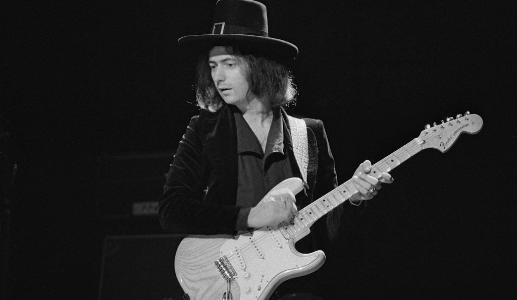 “The chord progression in the Highway Star solo – Bm, to a Db, C, and ...