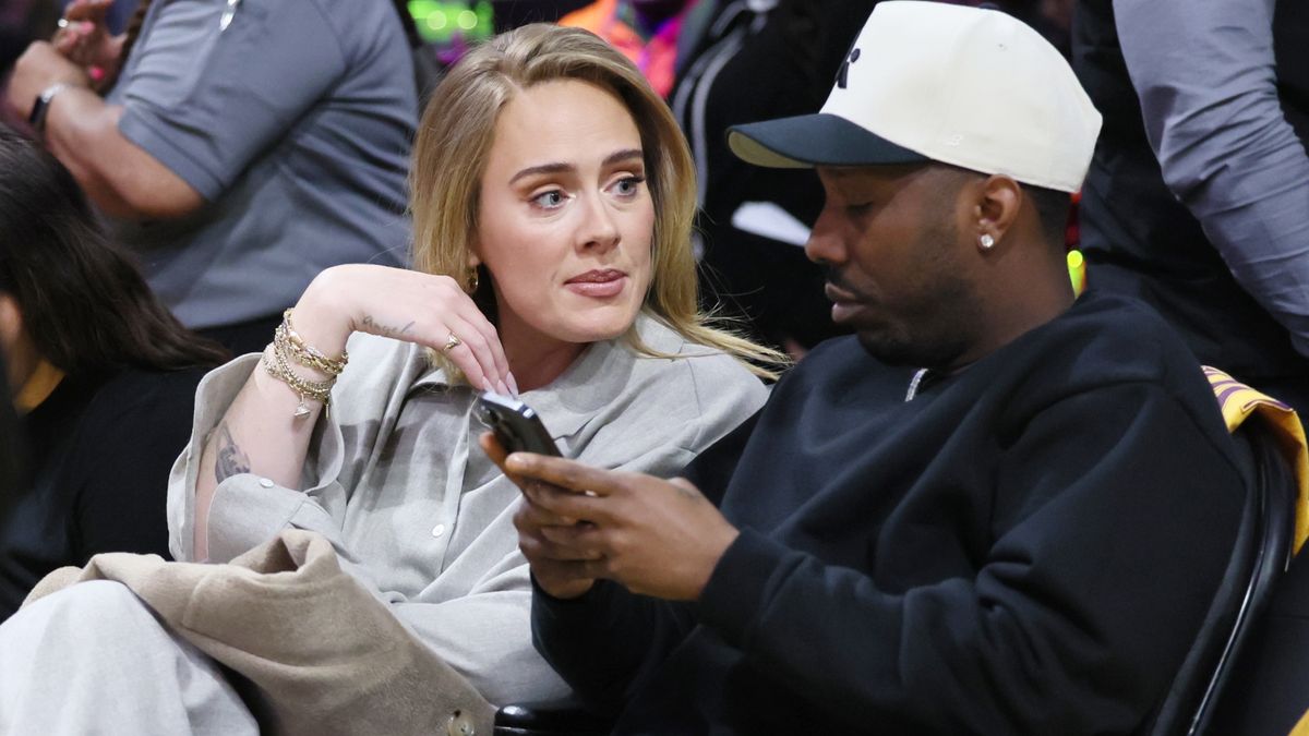 Adele Trades Her New Balance Sneakers for Elegant Shoe Trend | Marie Claire