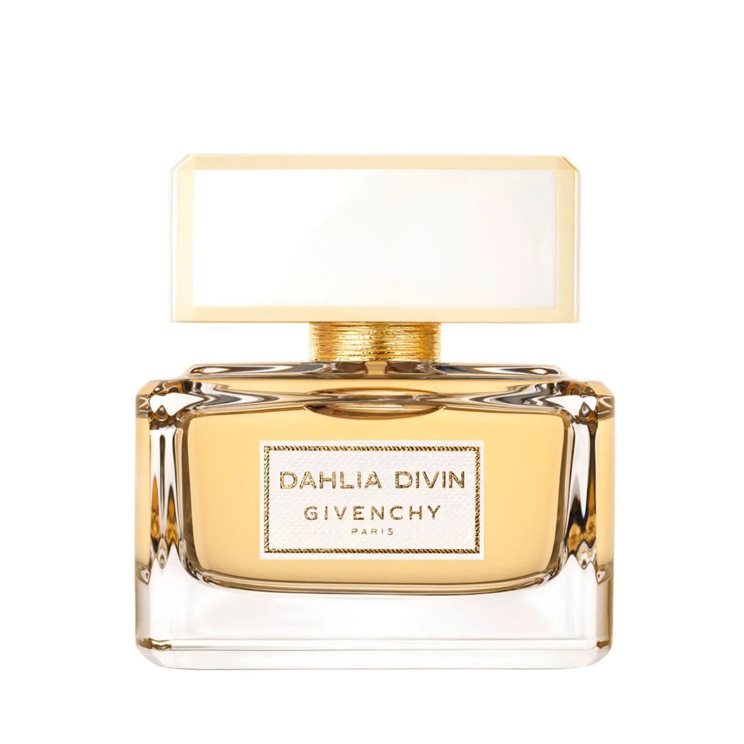 The 8 Royal Perfumes The British Royal Family Actually Wear | Marie ...