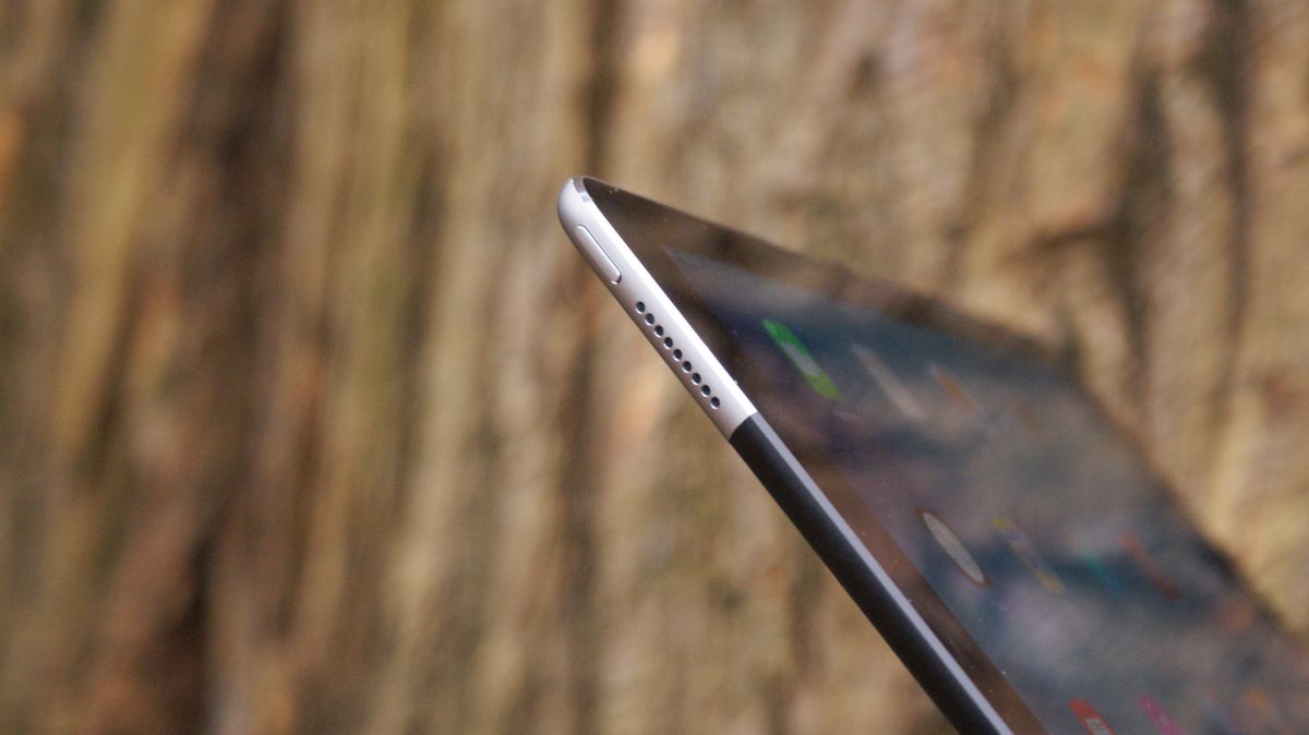 Pencil, keyboard and speakers - iPad Pro 12.9 (2015) review - Page 3 ...