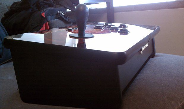 A quick look at the Mortal Kombat fight stick | GamesRadar+