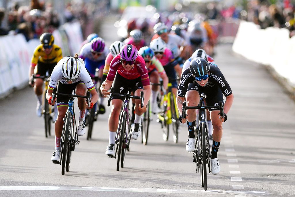 Classic Brugge-De Panne Women - Live Coverage | Cyclingnews