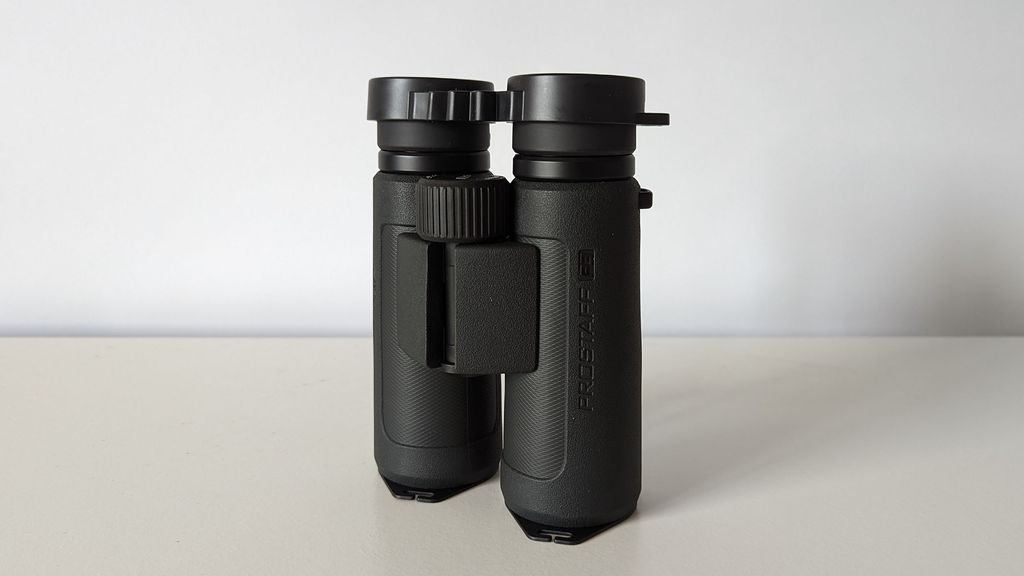Nikon Prostaff P3 8x42 binoculars review | Space
