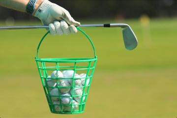 Reverse Overlap Putting Grip Explained | Golf Monthly