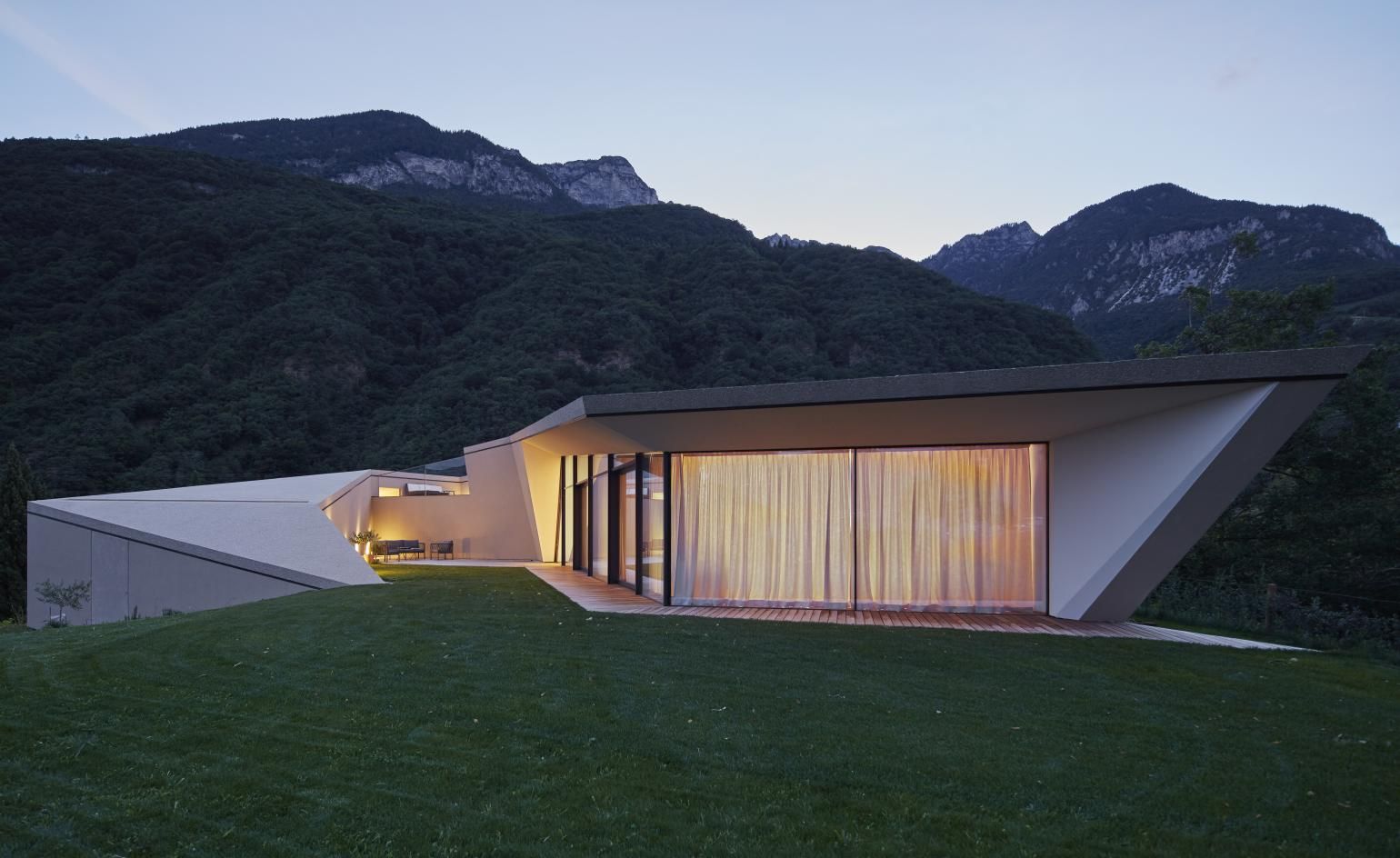 Peter Pichler Architects completes hilltop house in Tyrol | Wallpaper