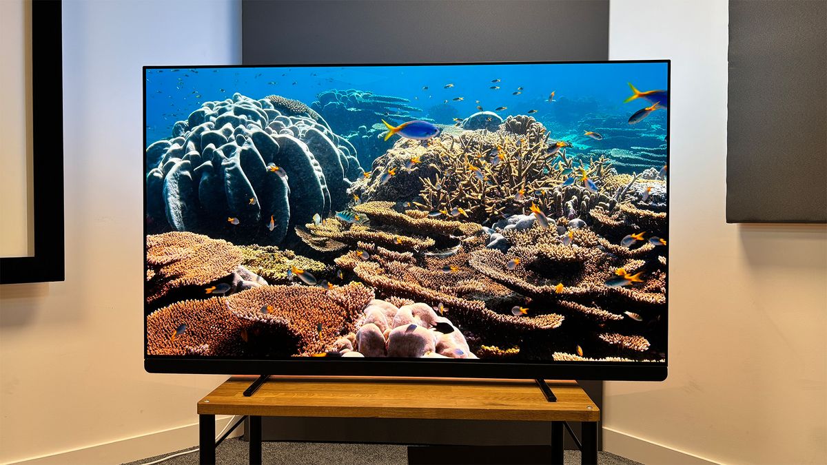 Philips OLED909 review: MLA OLED shines, yet it's still overshadowed ...