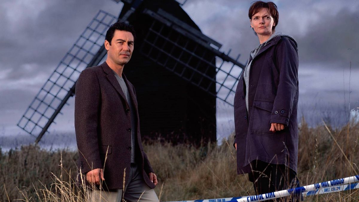 Inspector Lynley in surprise reboot with Leo Suter as posh cop | What ...