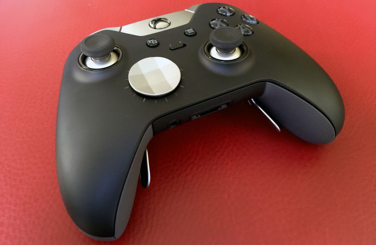 A day with the Xbox Elite controller | PC Gamer