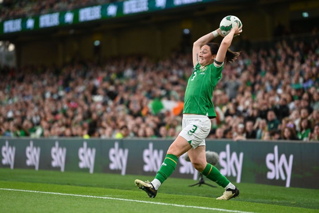 World record throw-in: Republic of Ireland international sets a new ...