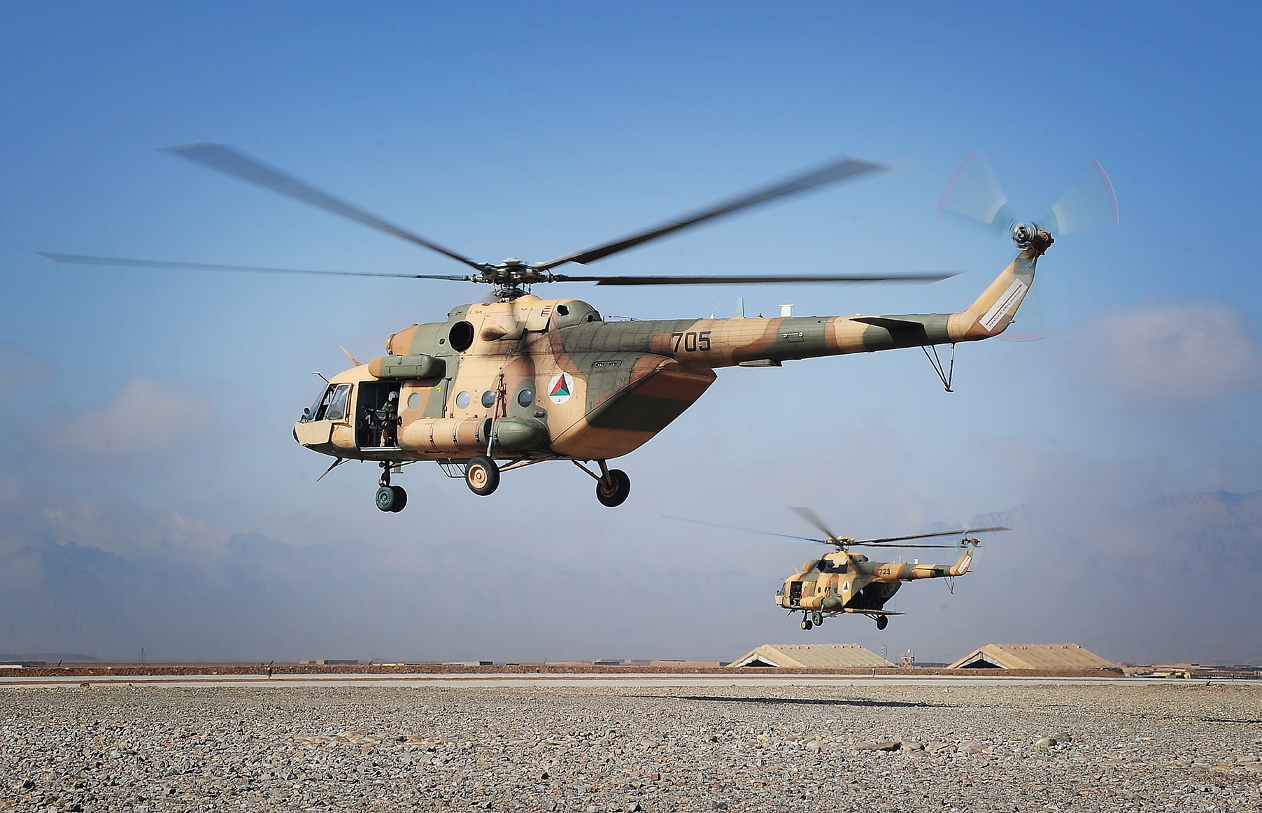 New $800 million U.S. package of 'howitzers, helicopters, Humvees' for ...