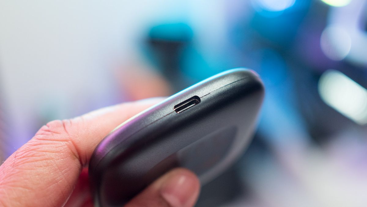 Synology BeeDrive review: This portable SSD is the best personal backup ...