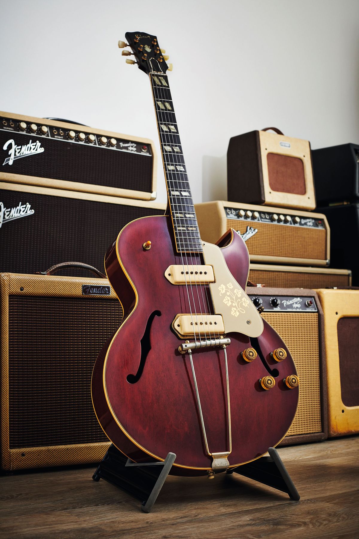 From Scotty Moore to Johnny Marr and Beyond, the Gibson ES-295 is a ...