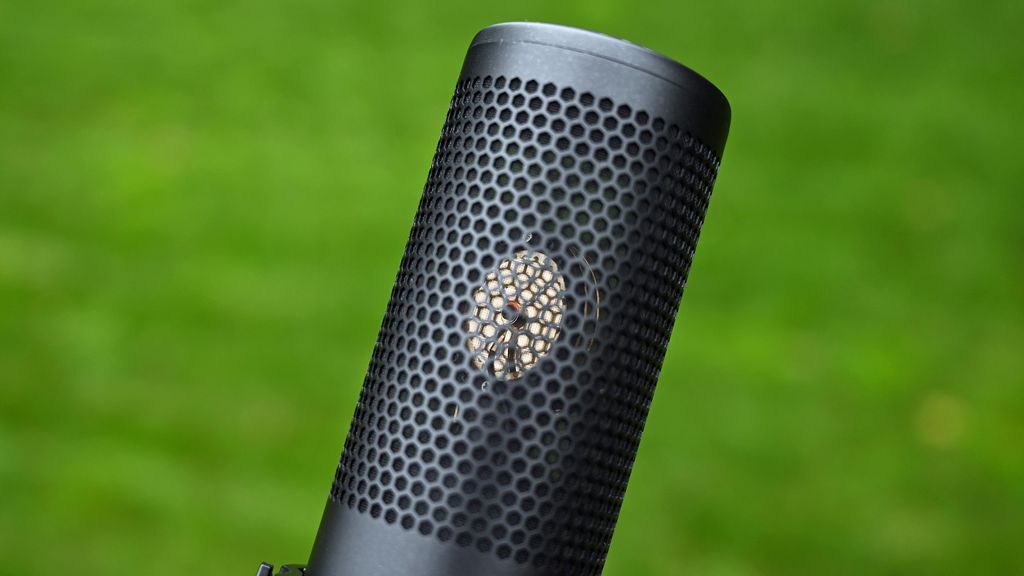 HyperX’s new ProCast XLR Microphone is so good it has a massive 1-inch ...
