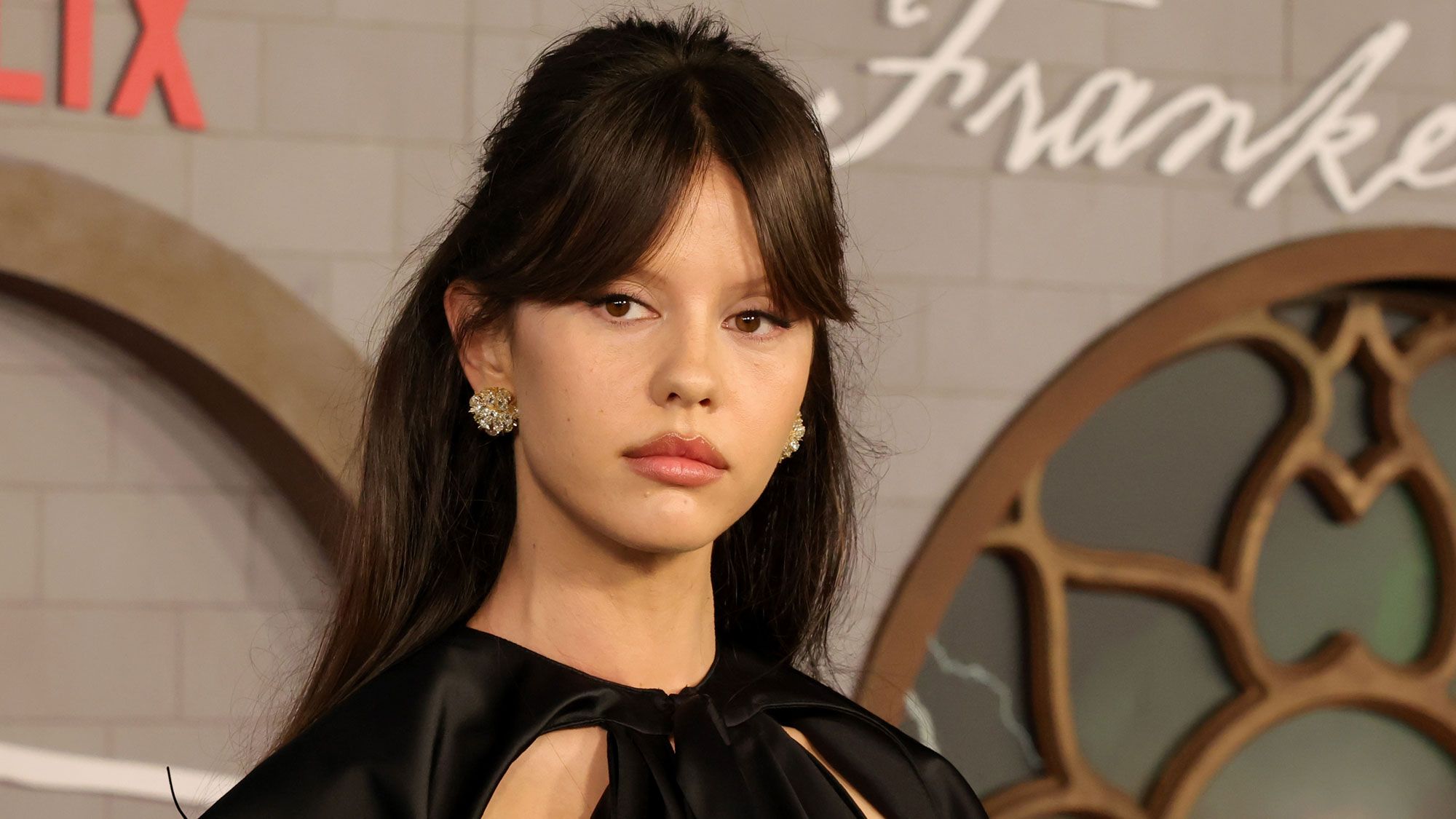 Mia Goth Debuts Jonathan Anderson's Provocative Dior Dress | Who What Wear