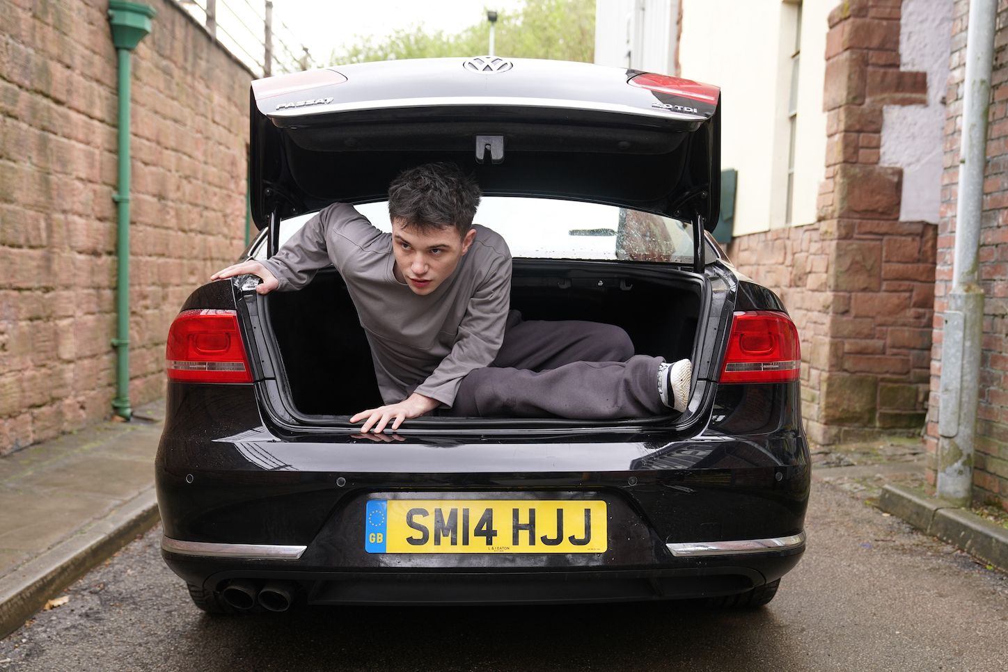 Hollyoaks spoilers: Bobby Costello is back! | What to Watch